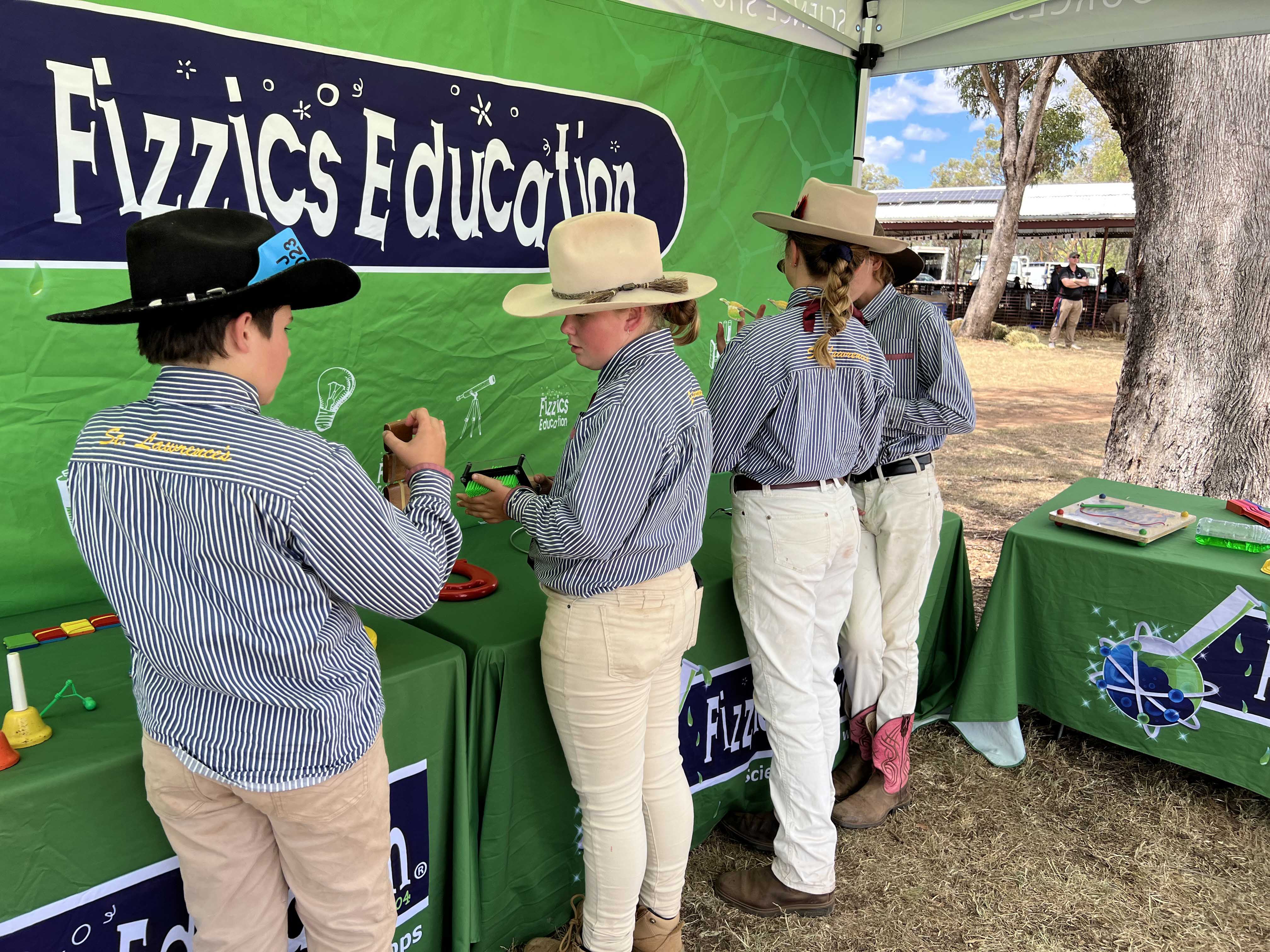 Hands-on science at the Binnaway Show web – Inspiring Australia