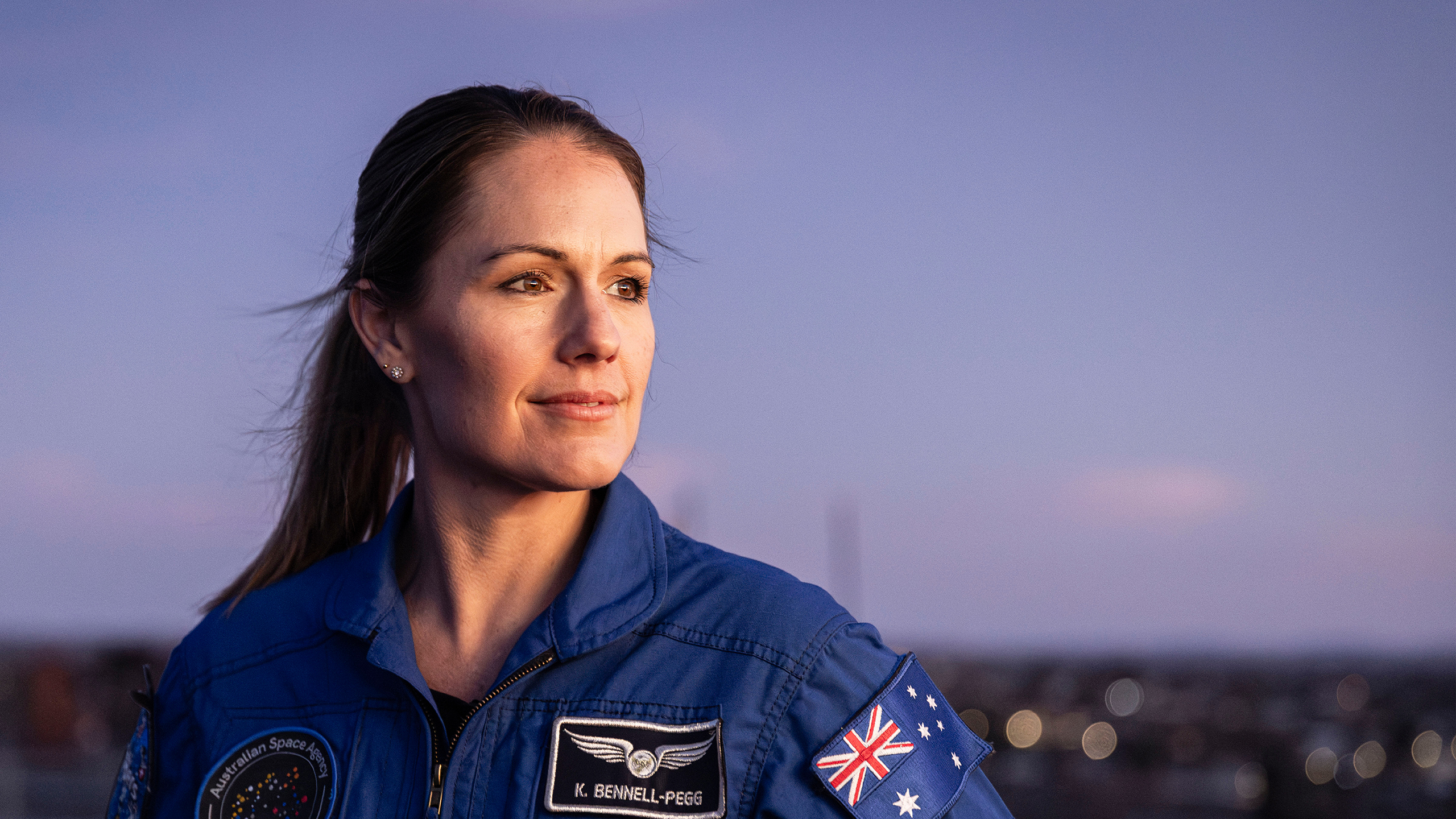 Astronaut Forum _ Katherine Bennell-Pegg at Broken Hill. Photo_ Andy ...